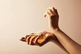 8 Ways to Find Perfume Buyers and Importers | B2BHeadlines